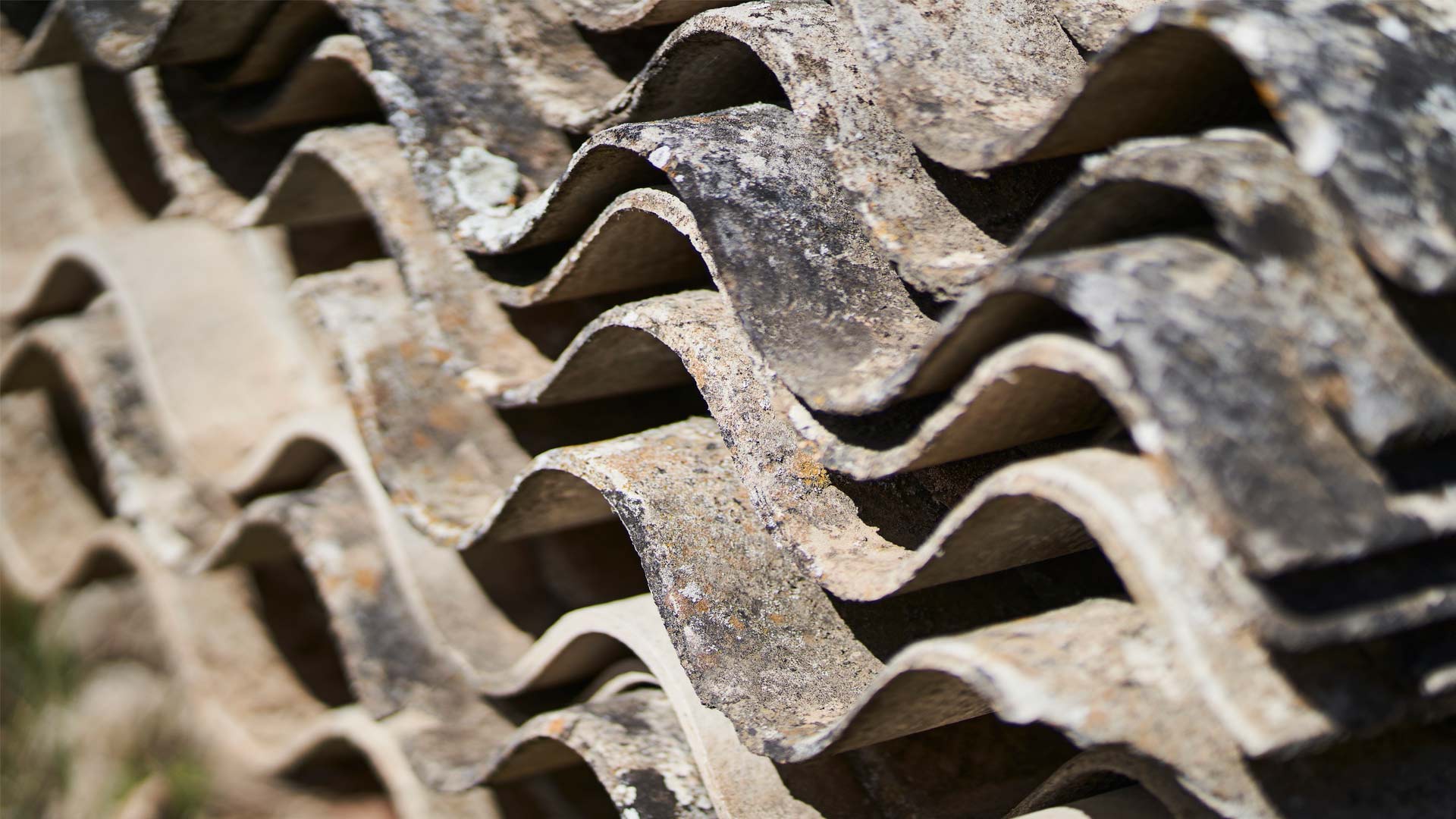 The Best Approaches to Painting Asbestos Safely and Effectively