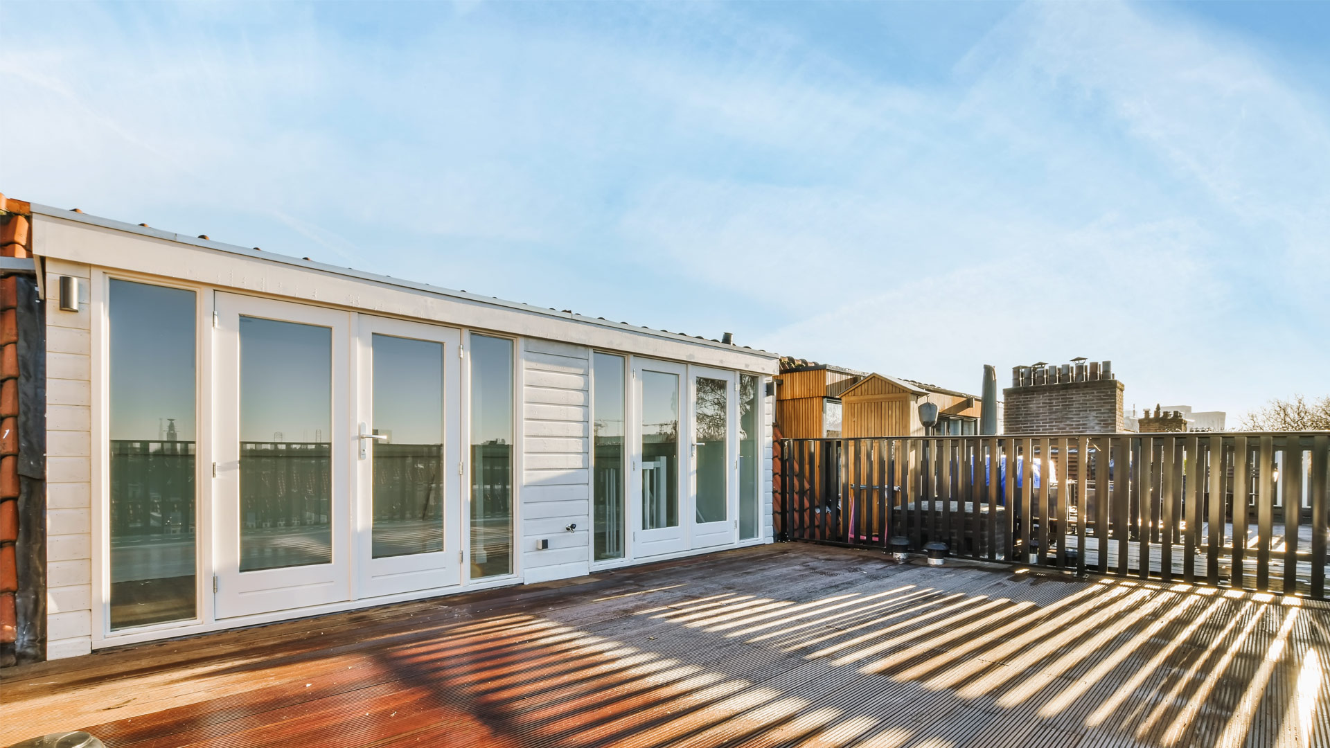 Essential Guide to Choosing the Best Rooftop Decking Materials